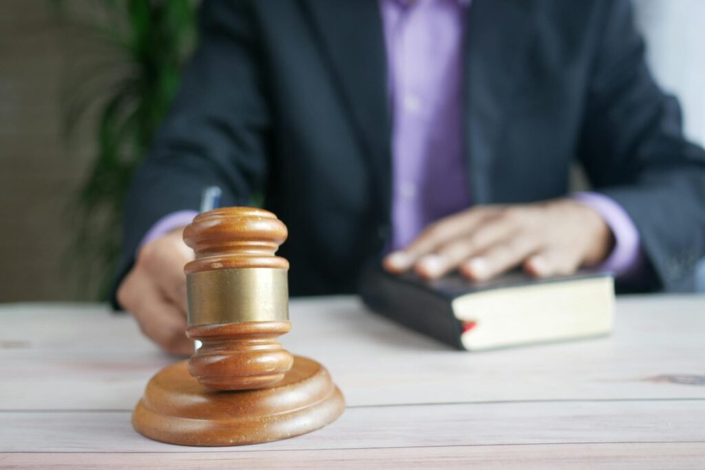 The 6th Amendment Summarized and Simplified - Barkan Research
